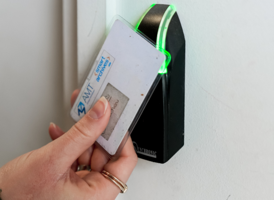 Secure physical archives with SmartArchives